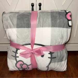 Hello Kitty | Bedding | Hello Kitty Gray Plaid Fullqueen Blanket | Poshmark